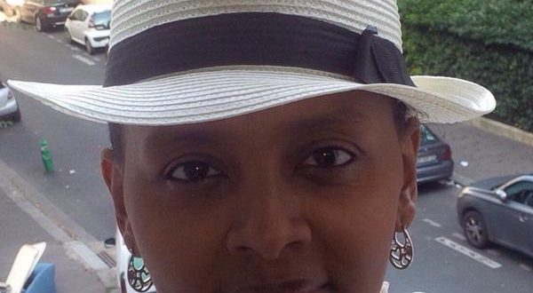 See Abacha's Daughters kissing | PHOTO | NaijaVibe