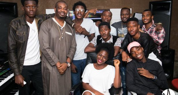 Don Jazzy Hosts 8 Lucky Fans At The Mavins Studios (Photos)